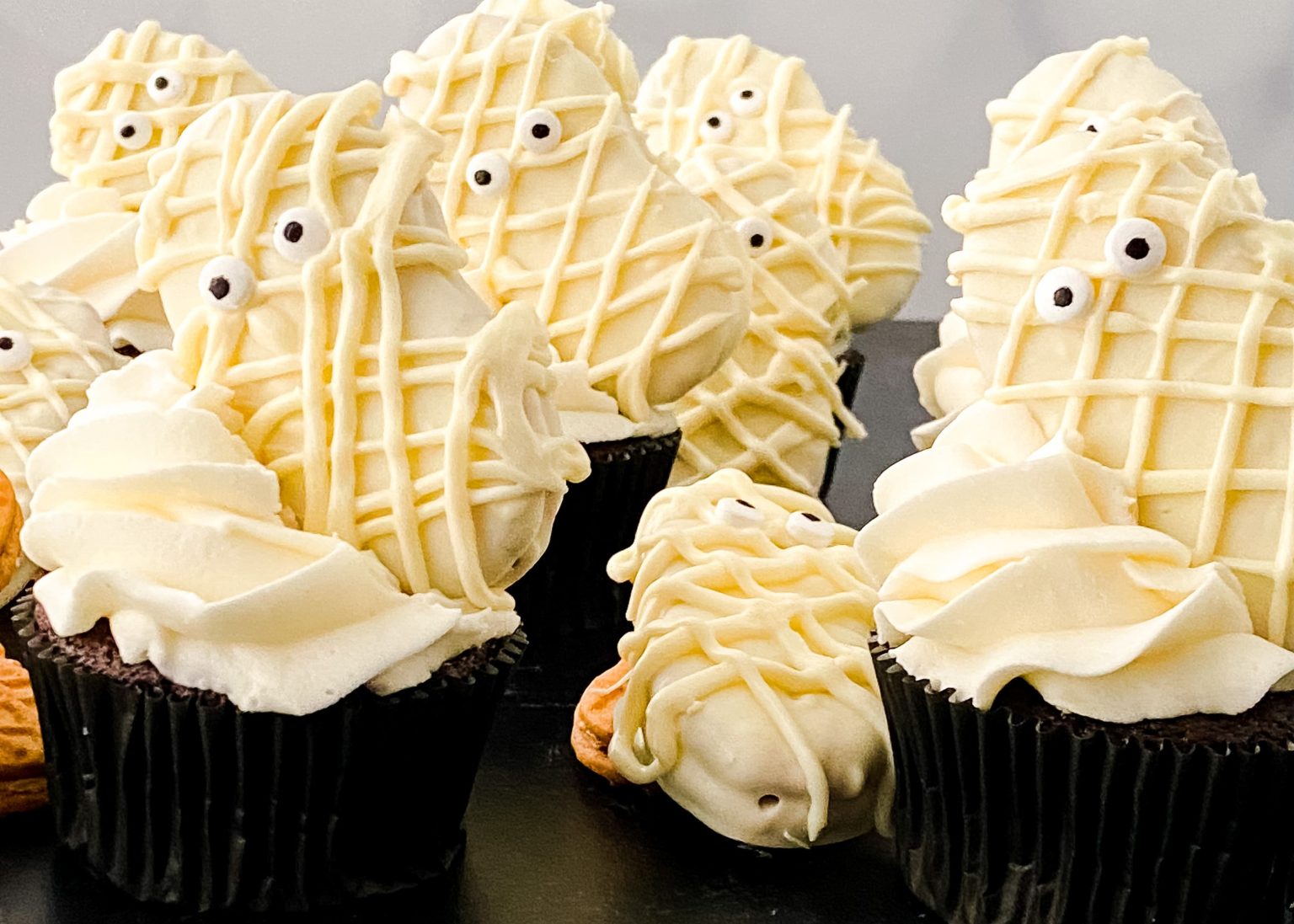 Spookalicious Nutter Butter Halloween Mummy Cupcakes | Haus of Boys